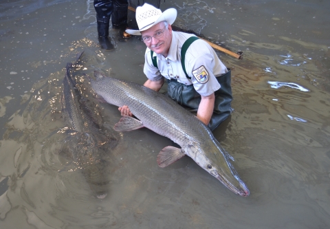 “Big” Work at Tishomingo National Fish Hatchery | U.S. Fish & Wildlife ...